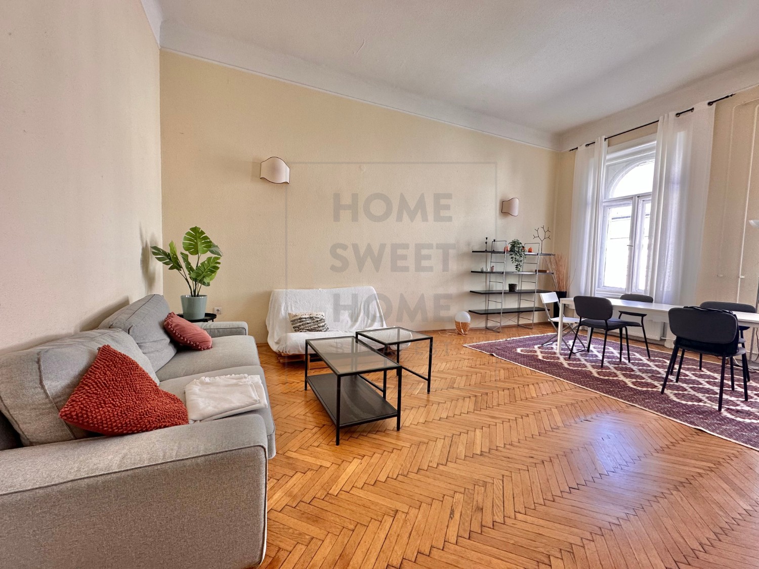 Ráday utca - low-budget 2bed with central location